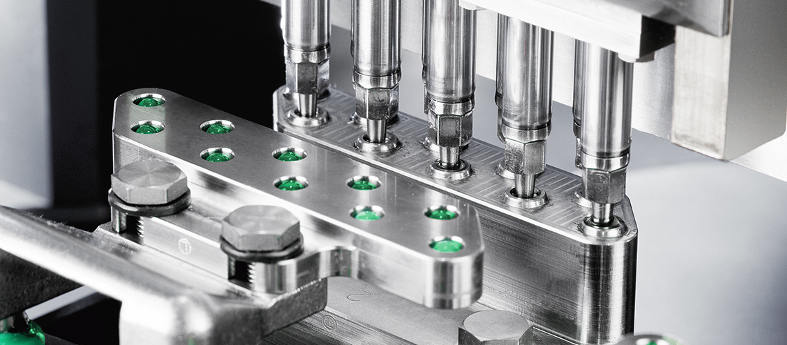 Capsule filling machine – GKF Selection » Syntegon