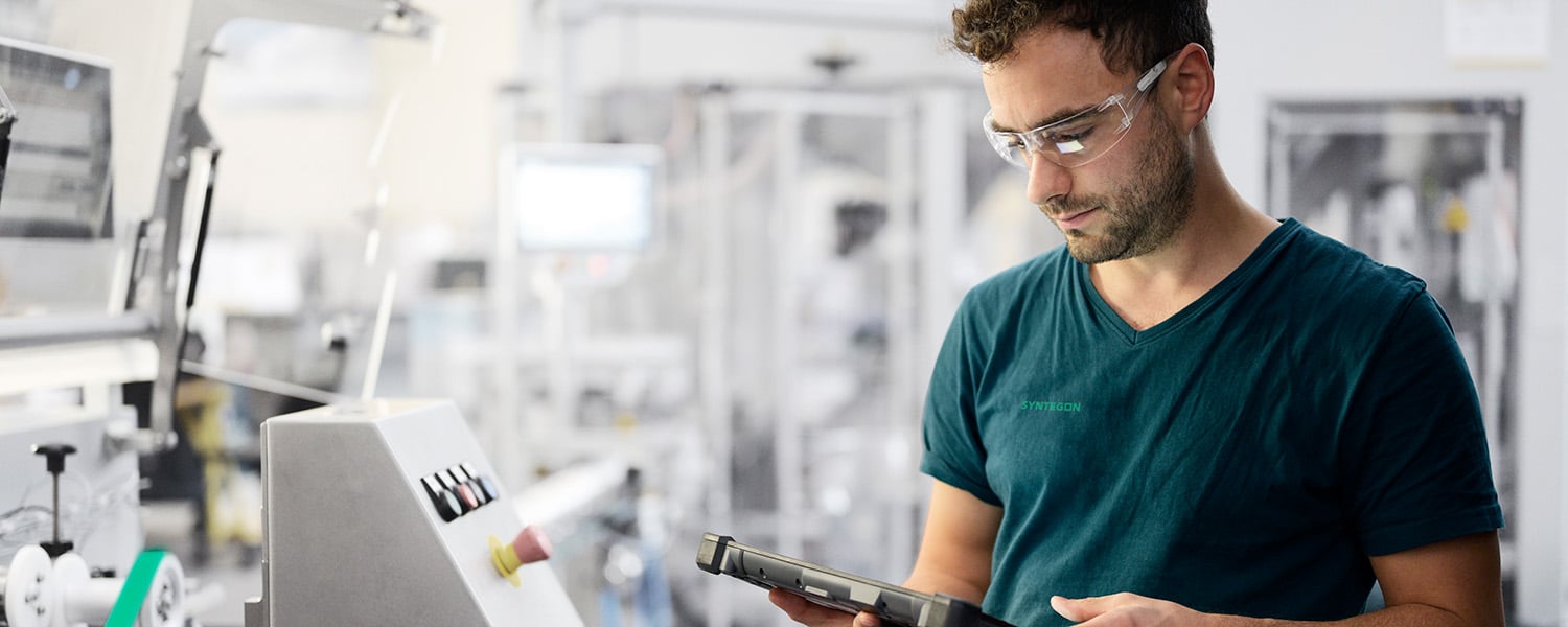 Syringe filling machines » Syntegon