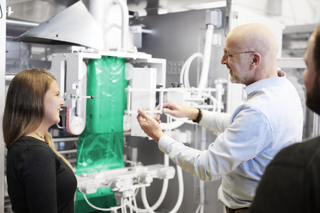 Shifting to sustainable packaging