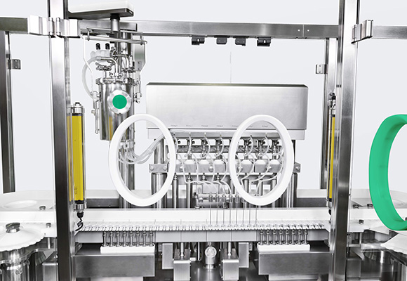 Vial Filling Machines | Liquid filling solutions - Syntegon
