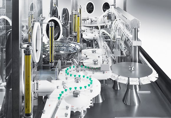 Vial Filling Machines | Liquid filling solutions - Syntegon