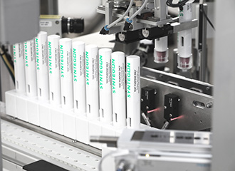 Medical device assembly, labeling, handling & packaging » Syntegon