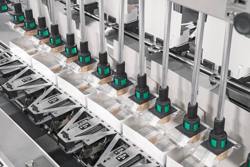Bosch exhibits two new packaging systems for bars, biscuits and bakery