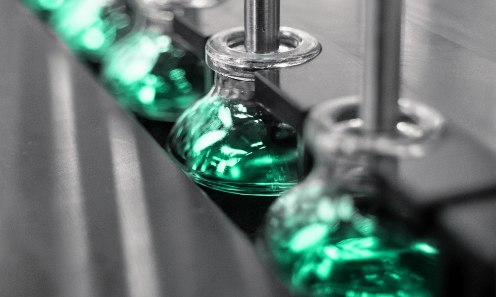 One line. Any vial. Maximum flexibility.